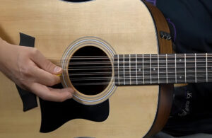 How to Tune a 12-String Guitar - The Ultimate Guide